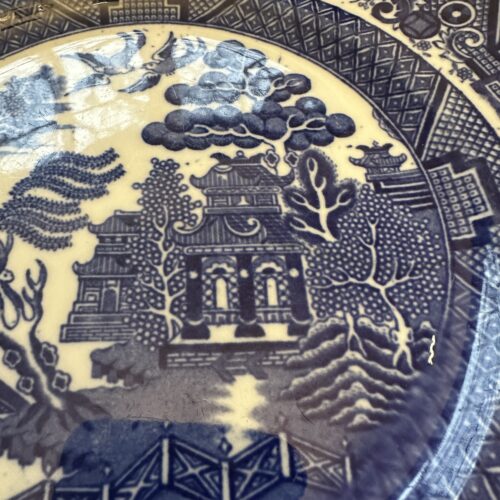 Blue Willow China: The Pattern That Tells a Thousand-Year-Old Love ...