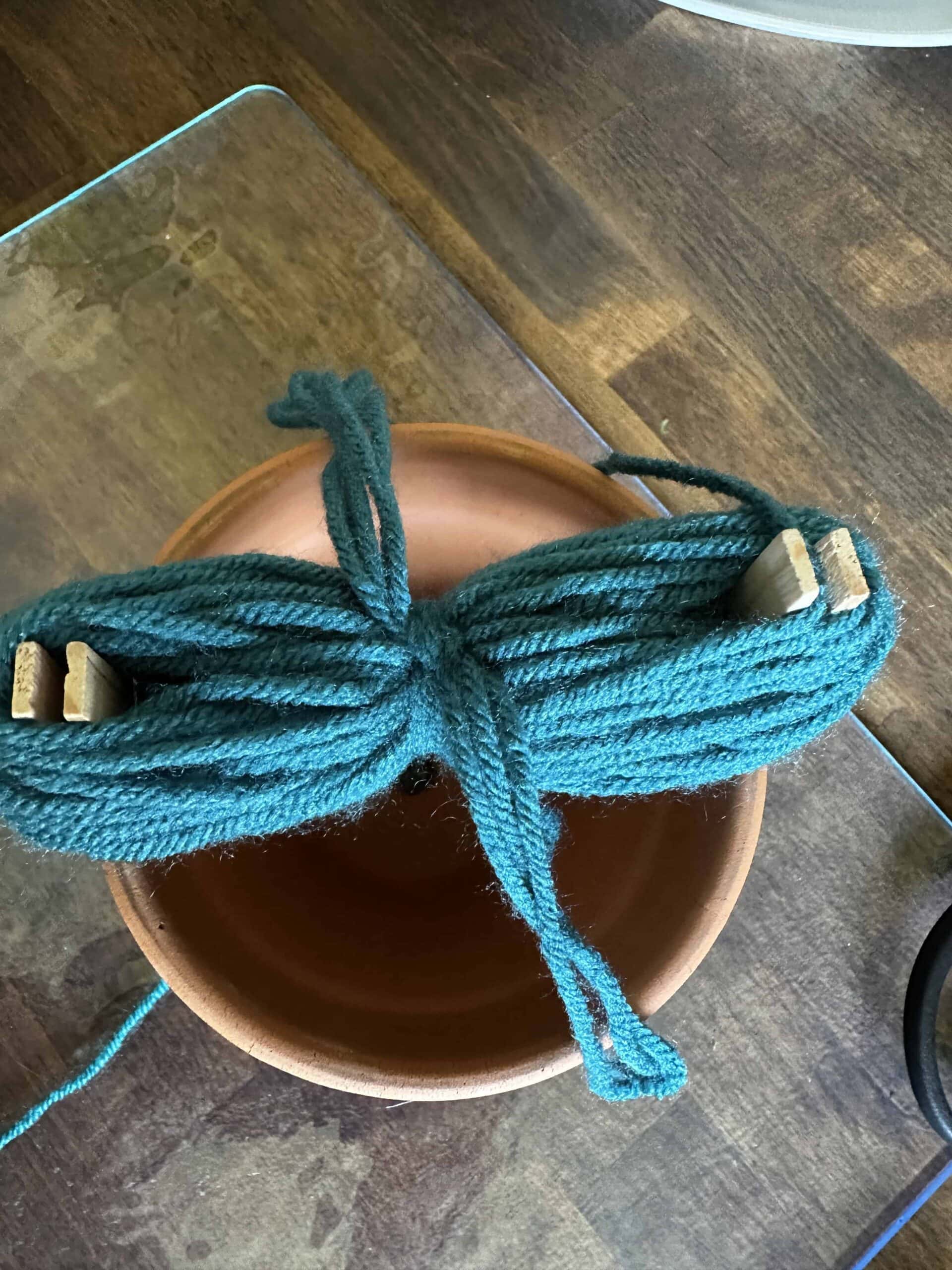 Make Perfect Pom-Pom's Everytime - Amy Sadler Designs